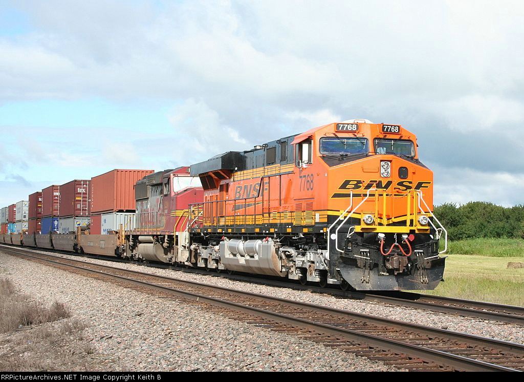 BNSF 7768